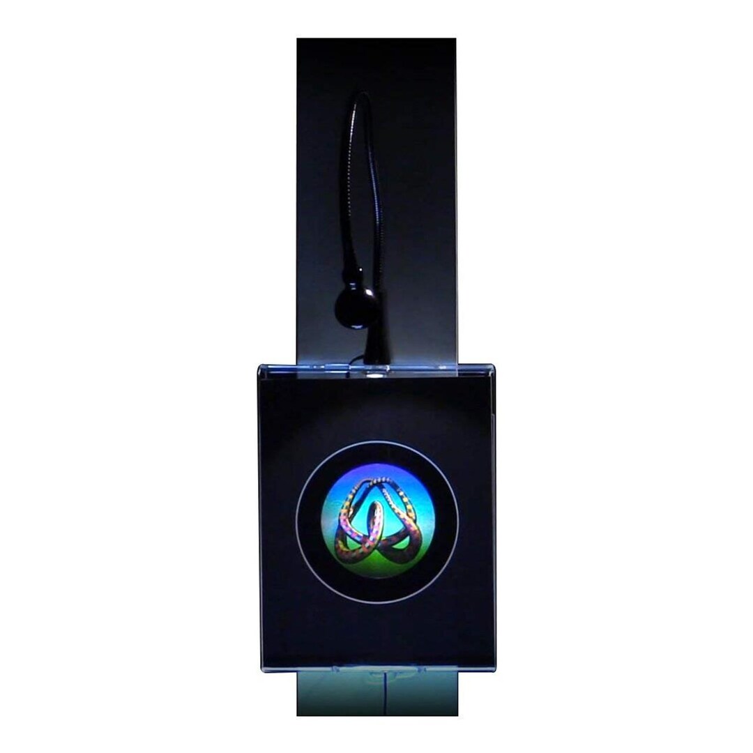 LIGHTED WALL DISPLAY Mobius Loop Color Tuned Hologram Picture ...
