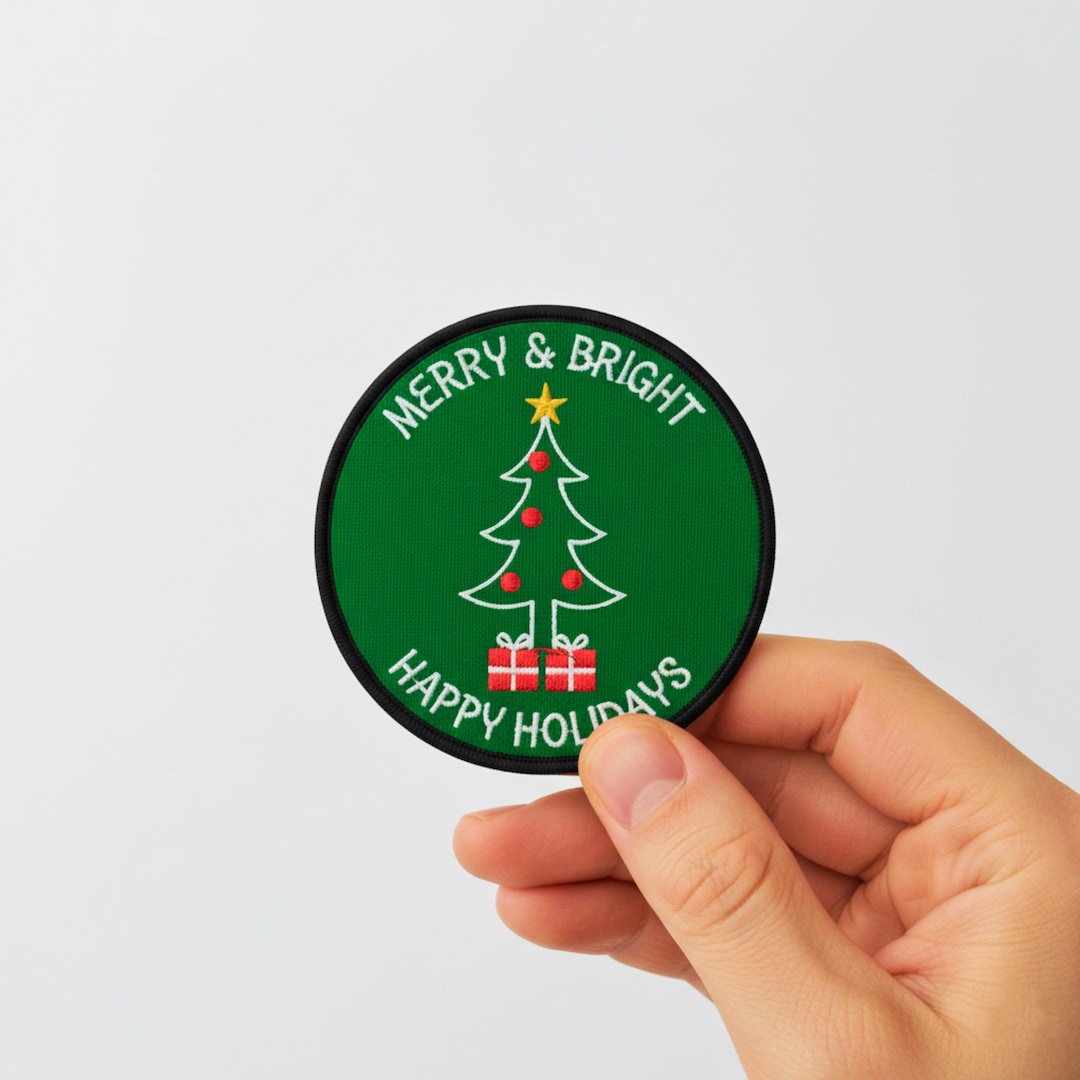 Christmas Tree Patch Merry and Bright Round Holiday Patch Iron-on Small ...