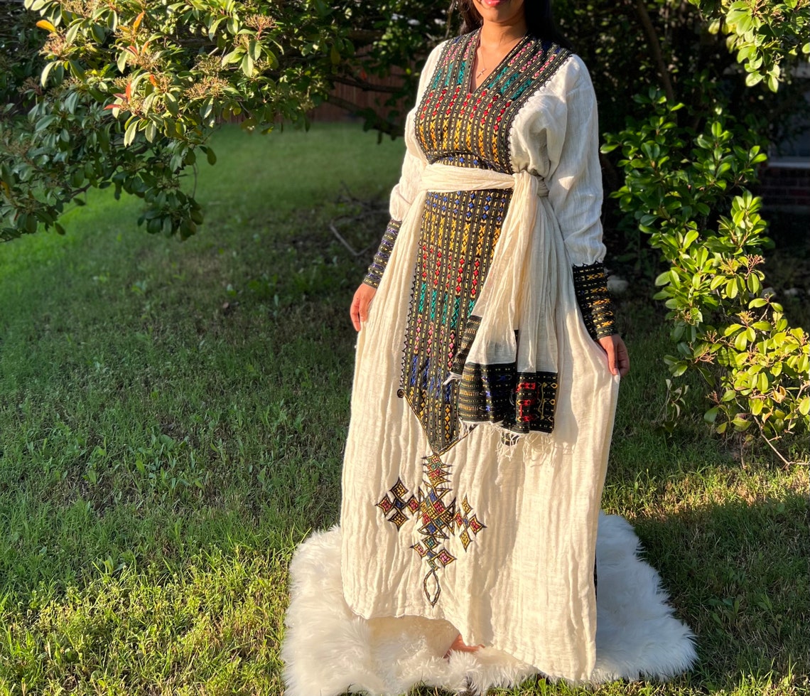 Lakomelza Tilfs • Ethiopian Wollo Amhara Sebez Tilf Fetil White Dress ...