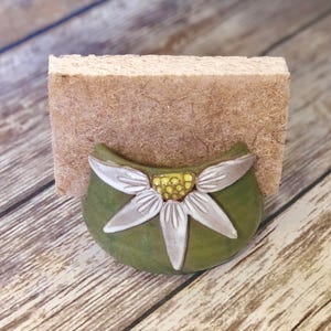 Daisy Sponge Holder - Etsy