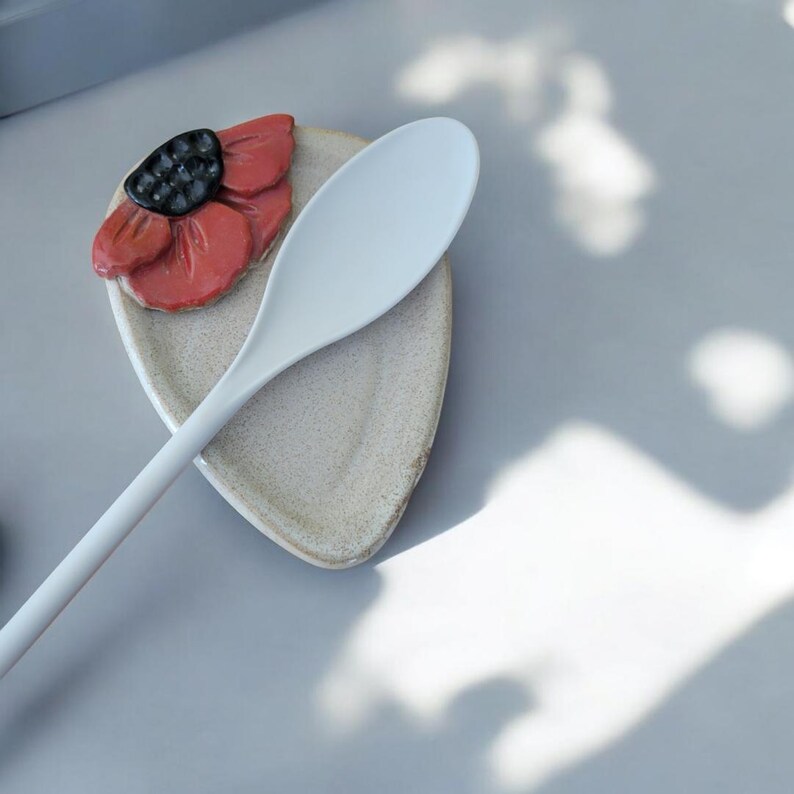 Poppy Spoon Rest. Handmade Pottery. Perfect Way to Hold Your Spoon! - Etsy