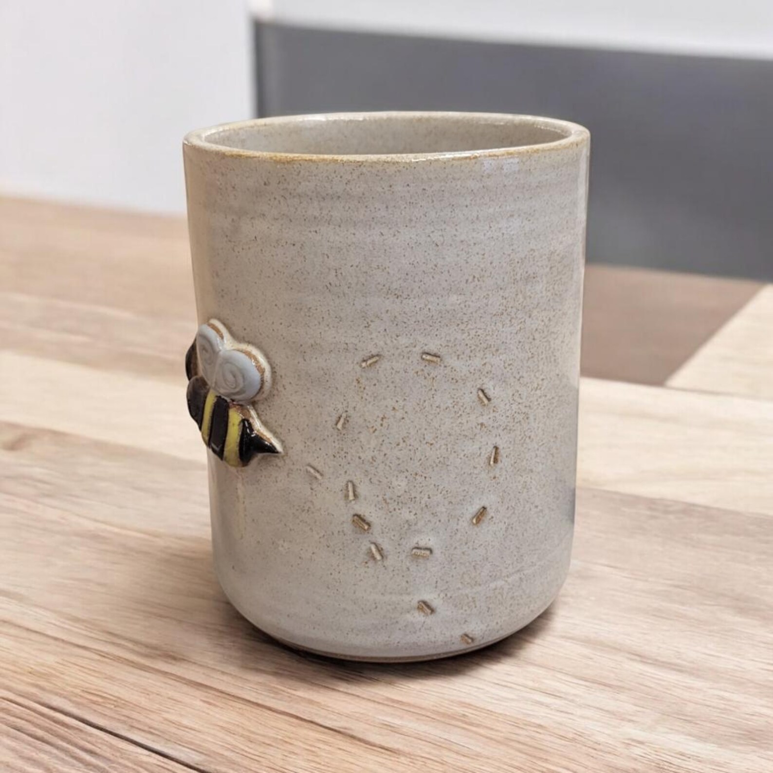 Bee Utensil Holder. Handmade Pottery. Great Way to Hold Your Kitchen ...