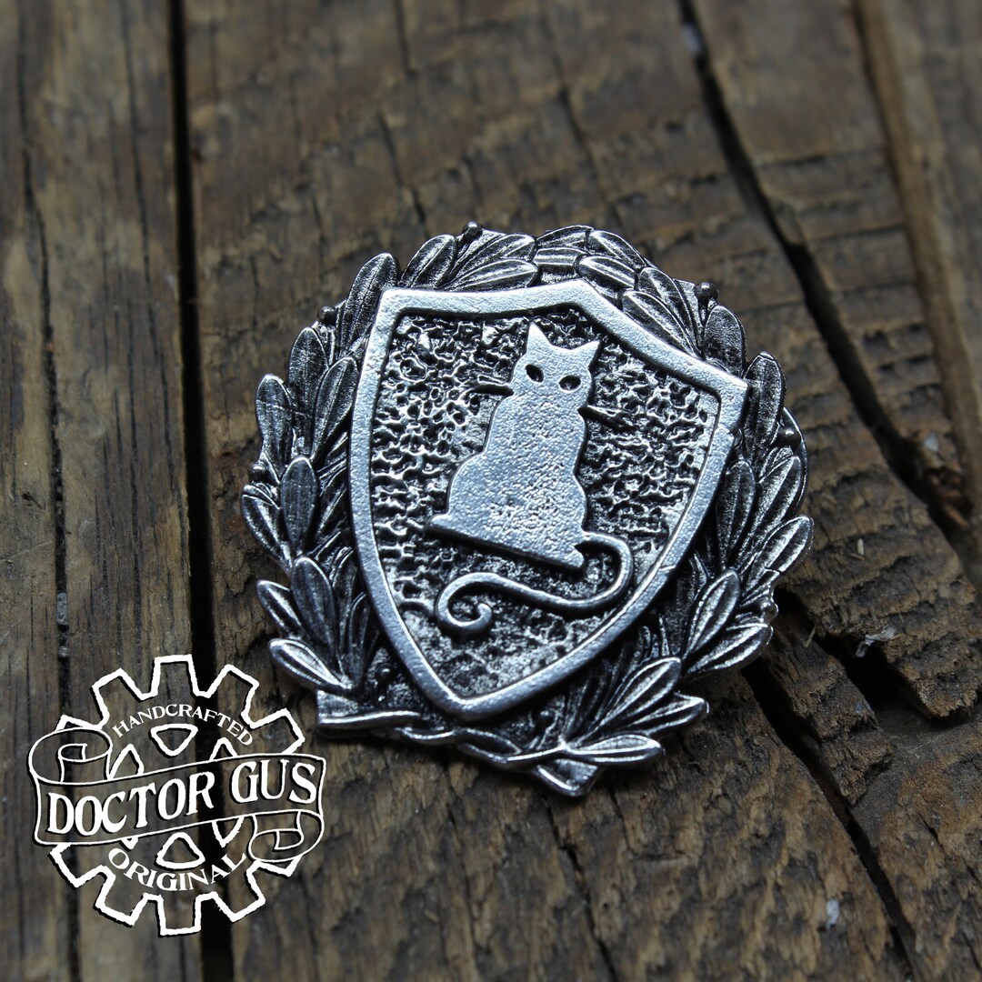 Cat Heraldic Badge - Heraldry Cosplay Pin - Handcrafted Pewter ...