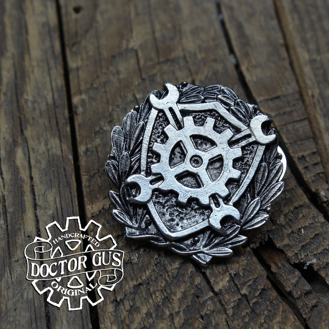 Steampunk Heraldic Badge - Heraldry Cosplay Pin - Handcrafted Pewter ...