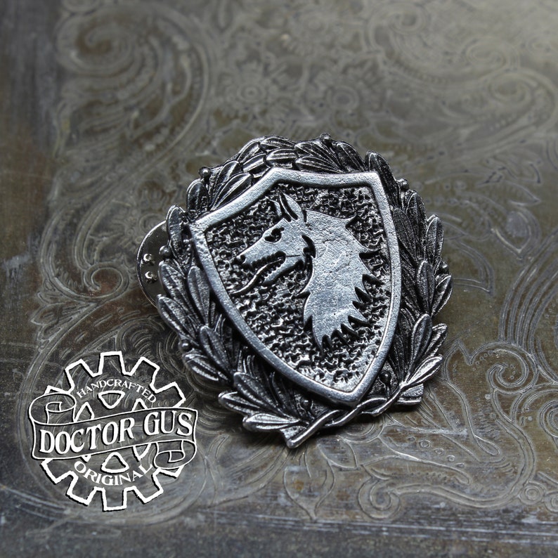 Wolf Heraldic Badge Heraldry Cosplay Pin Handcrafted - Etsy