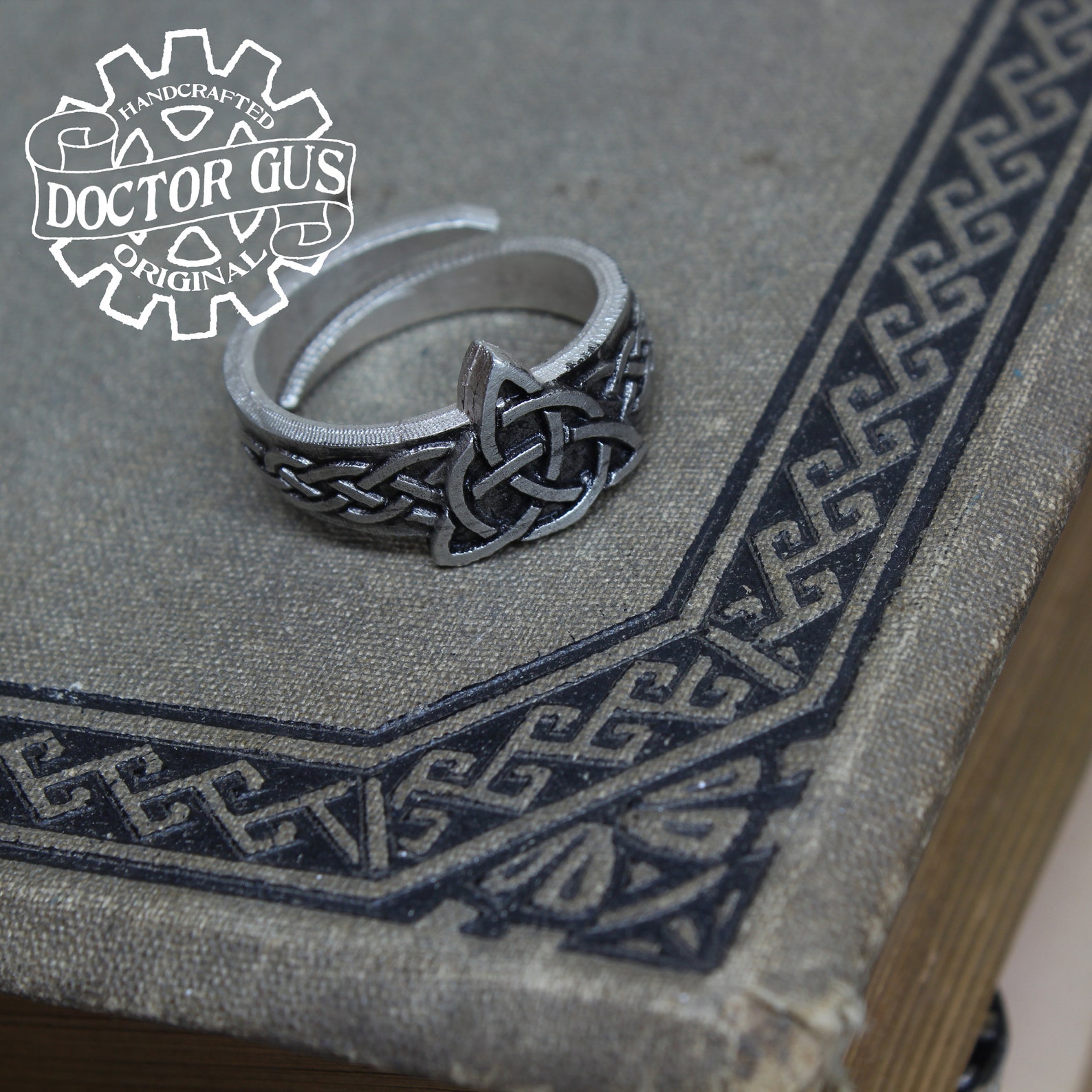 Triquetra Ring - Handcrafted Pewter Ring - Celtic Knot Ring ...