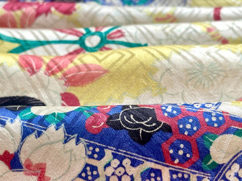 Vintage Japanese Silk Kimono Fabric, Sakura Cherry Blossom Print, Rinzu Satin - Etsy