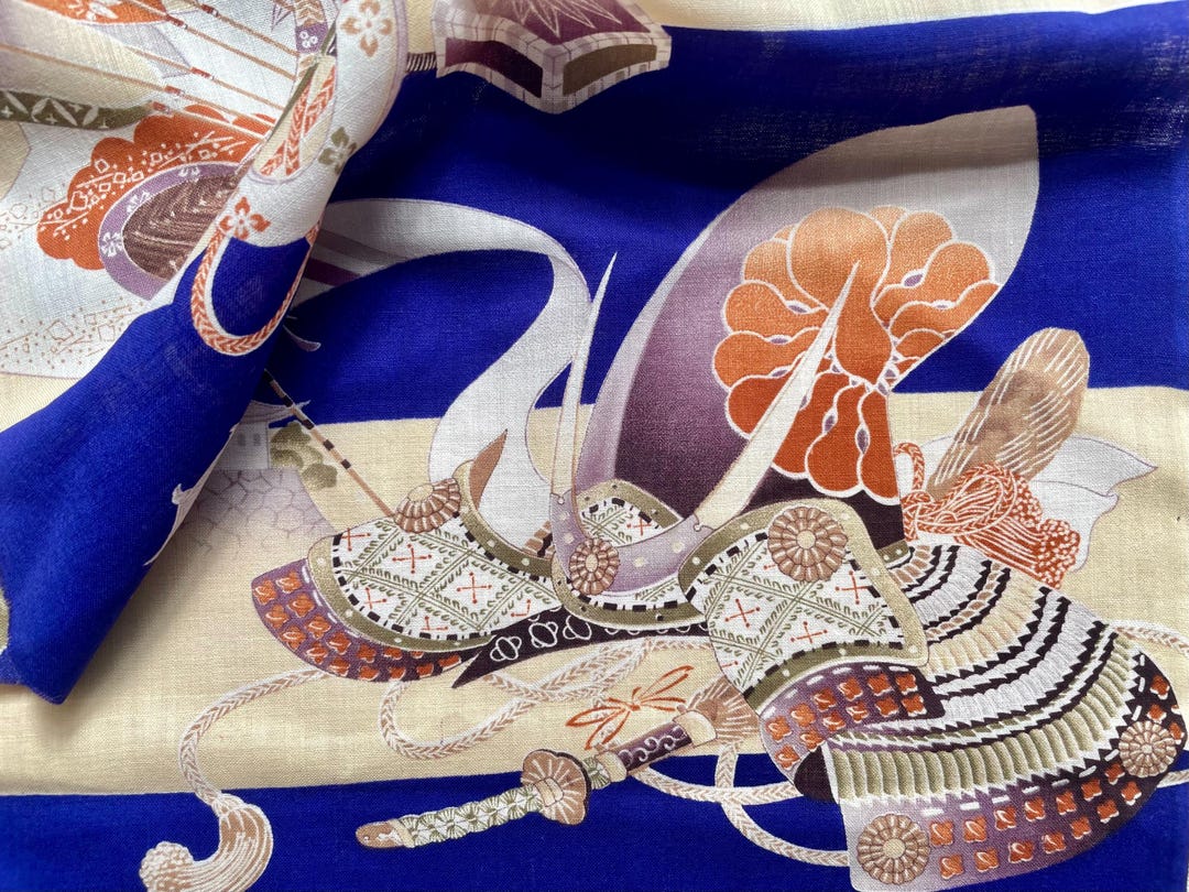 Japanese Vintage Kimono Fabric, Muslin, Kabuto (samurai Headpiece ...