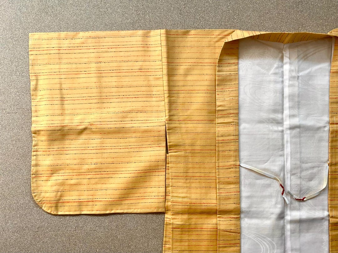Japanese Vintage Silk Kimono | Haori (kimono Coat) | Yellow | 90s - Etsy