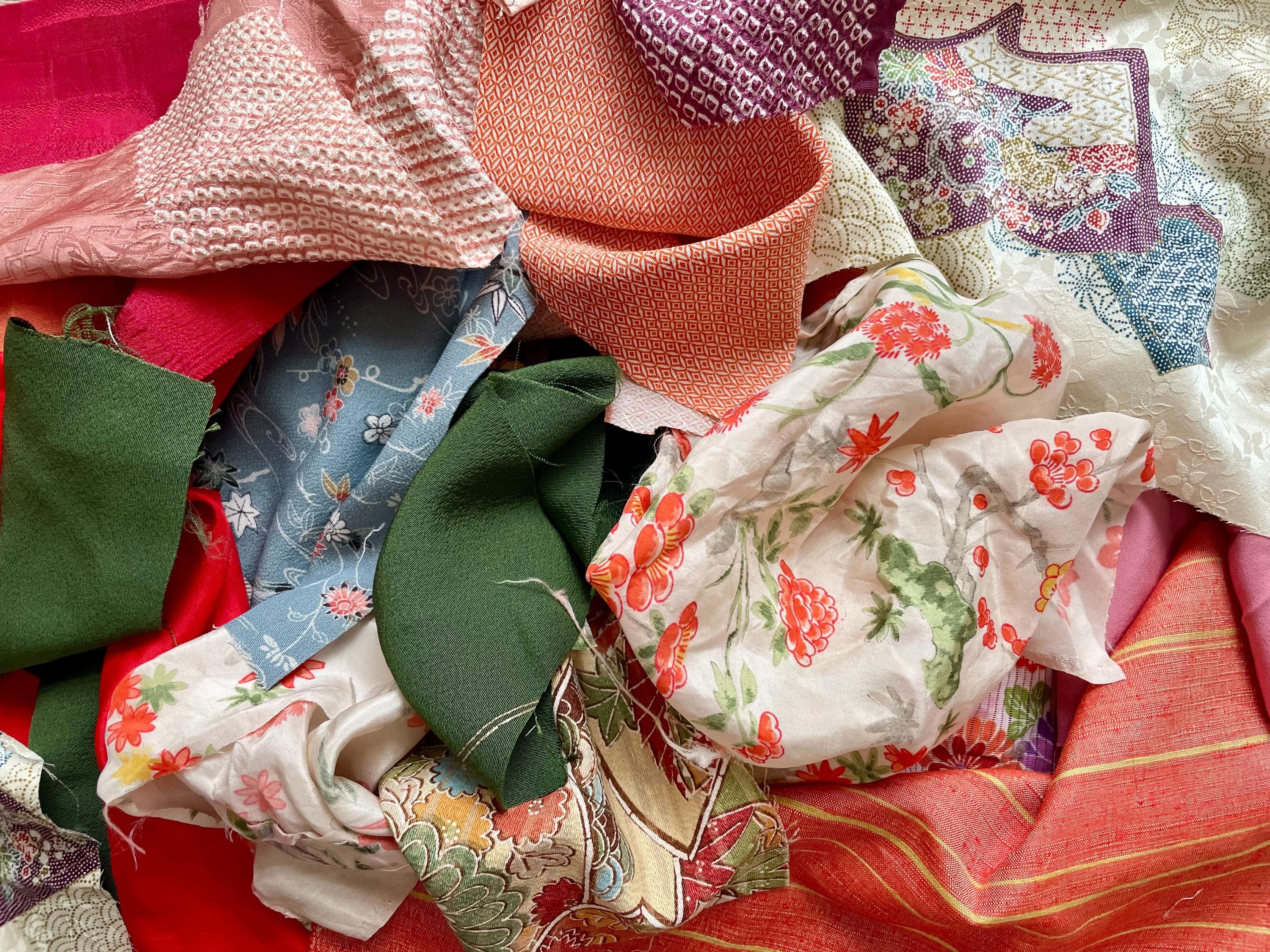 Japanese Vintage KIMONO Fabric, Traditional Pattern, Silk, RANDOM ...