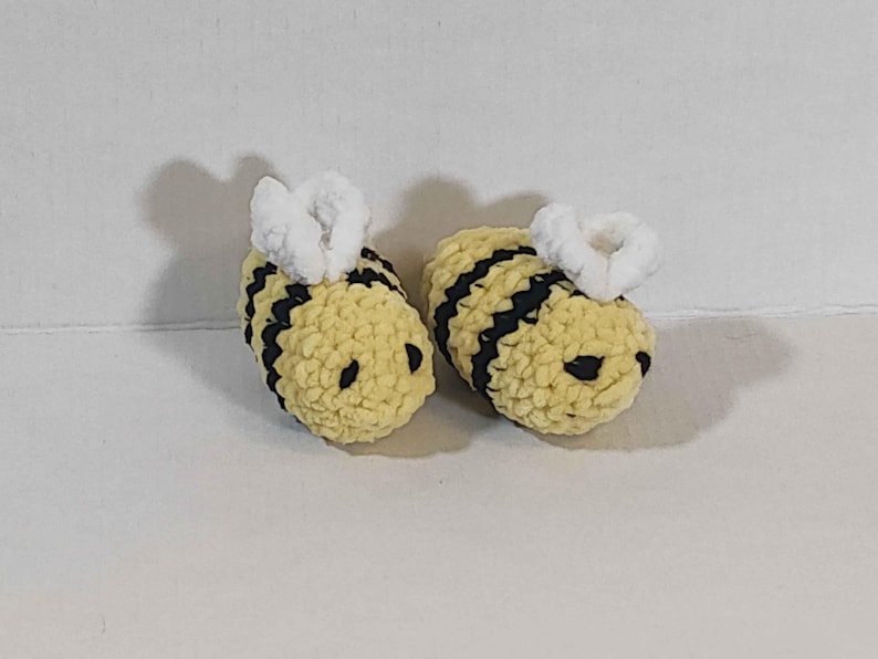 Crochet Bee Stuffie - Etsy