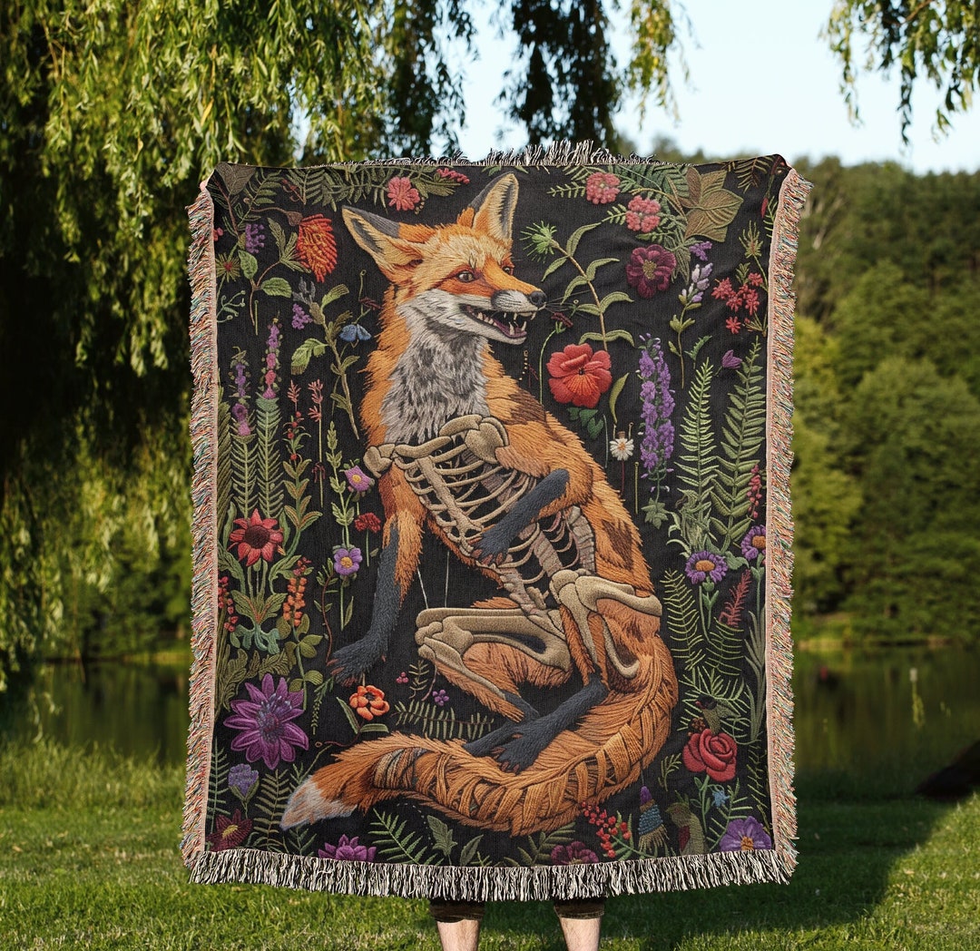Decomposing Fox Blanket Dark Academia Decor Fox Woven Tapestry Blanket ...