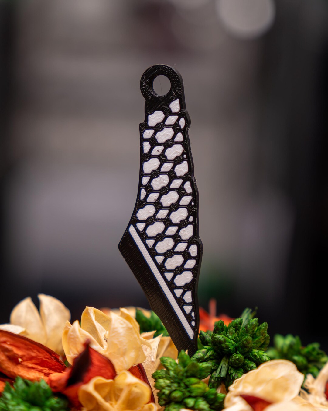 Palestine Keffiyeh Kufiyah Keychain | Palestine Keyring | Palestine ...