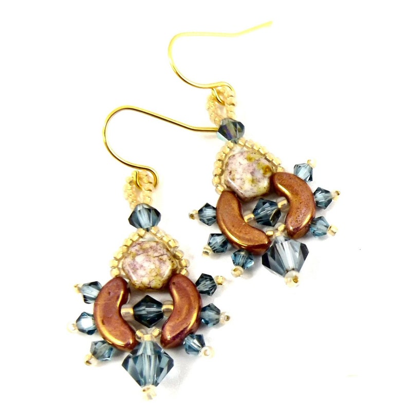 Honeycomb and Arcos Par Puca Crescent Tutorial, Crystal and Seed Bead ...