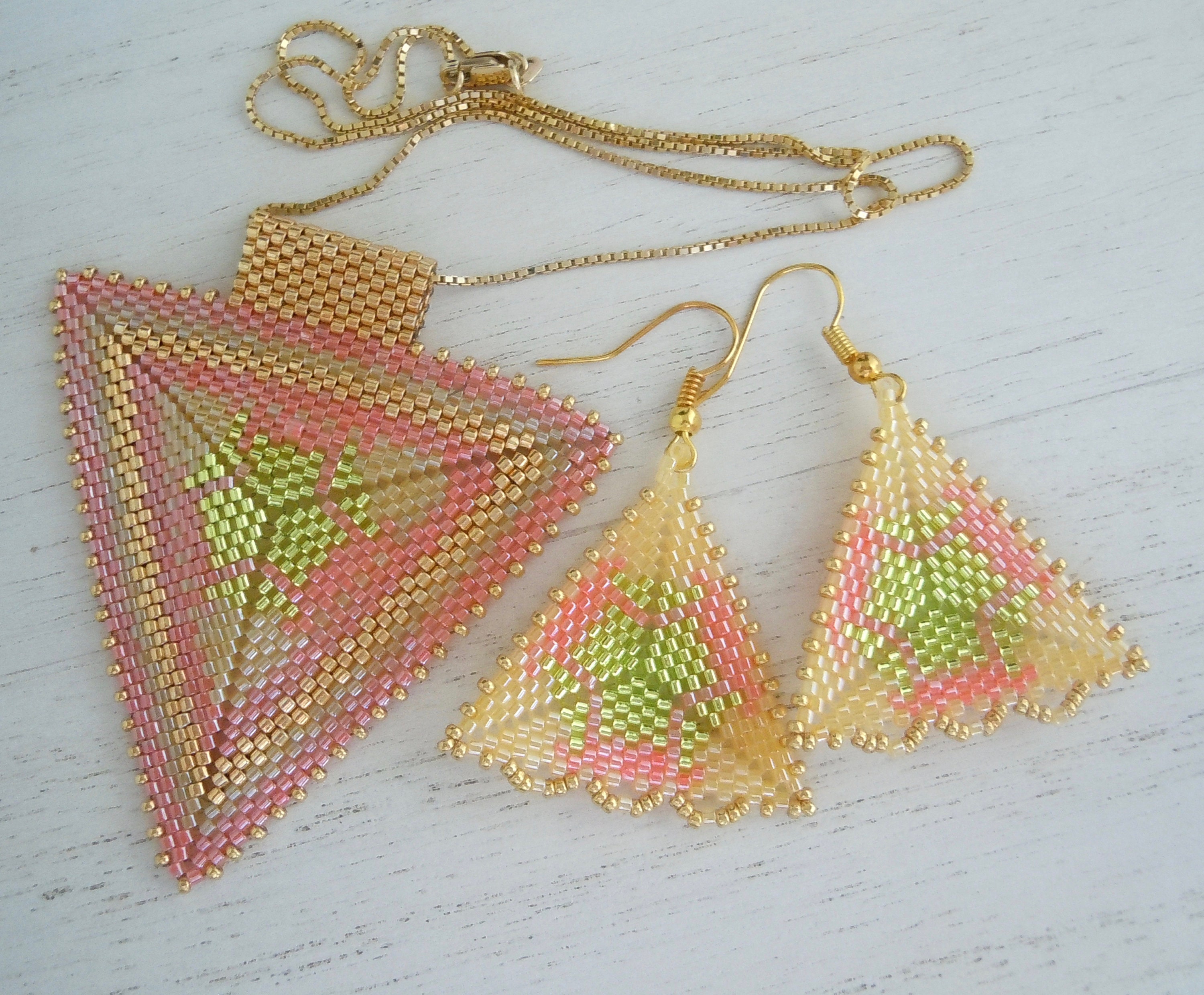 Peyote Pattern Seed Bead Pattern Peyote Pendant Beading - Etsy