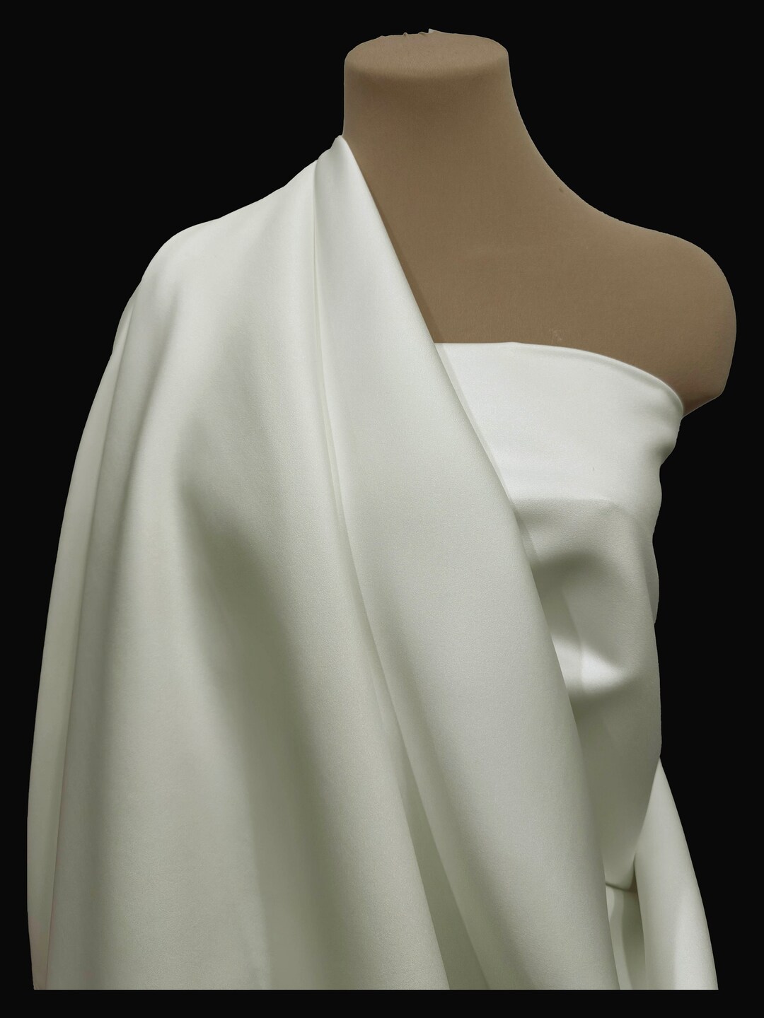 Diamond White Heavy Matte Satin.. 60" Wide.. Poly...wedding Gown ...