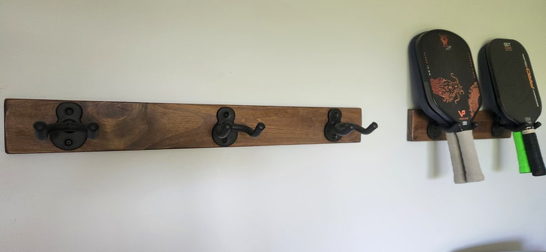 Stained Wood Pickleball Paddle Wall Mount Display – Pickleball Paddle ...