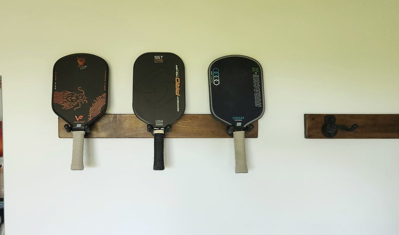 Stained Wood Pickleball Paddle Wall Mount Display – Pickleball Paddle ...