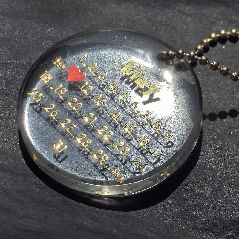 Calendar Keychain - Etsy
