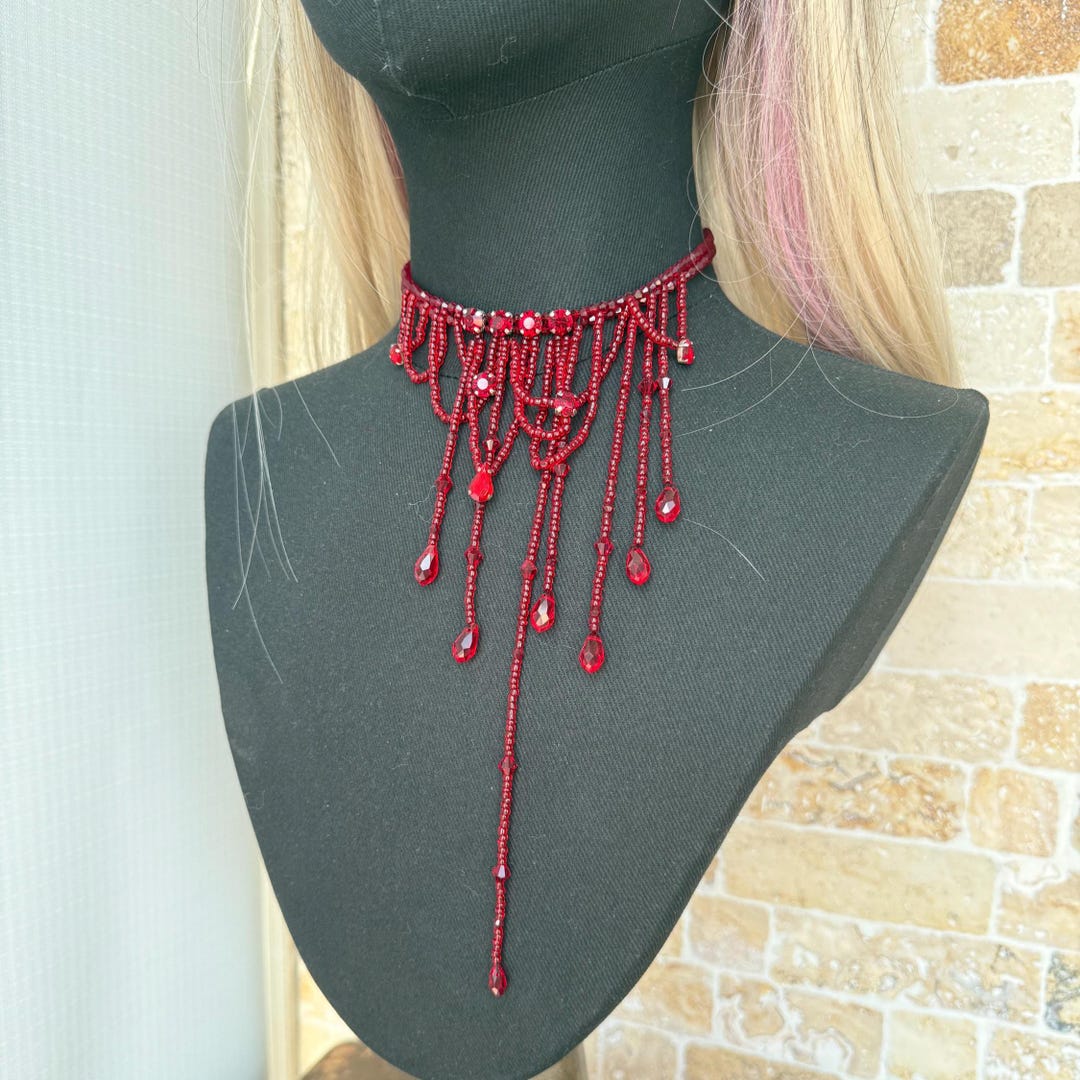 Halloween Decoration, Red Beaded Bleeding Necklace，horror Jewellery ...