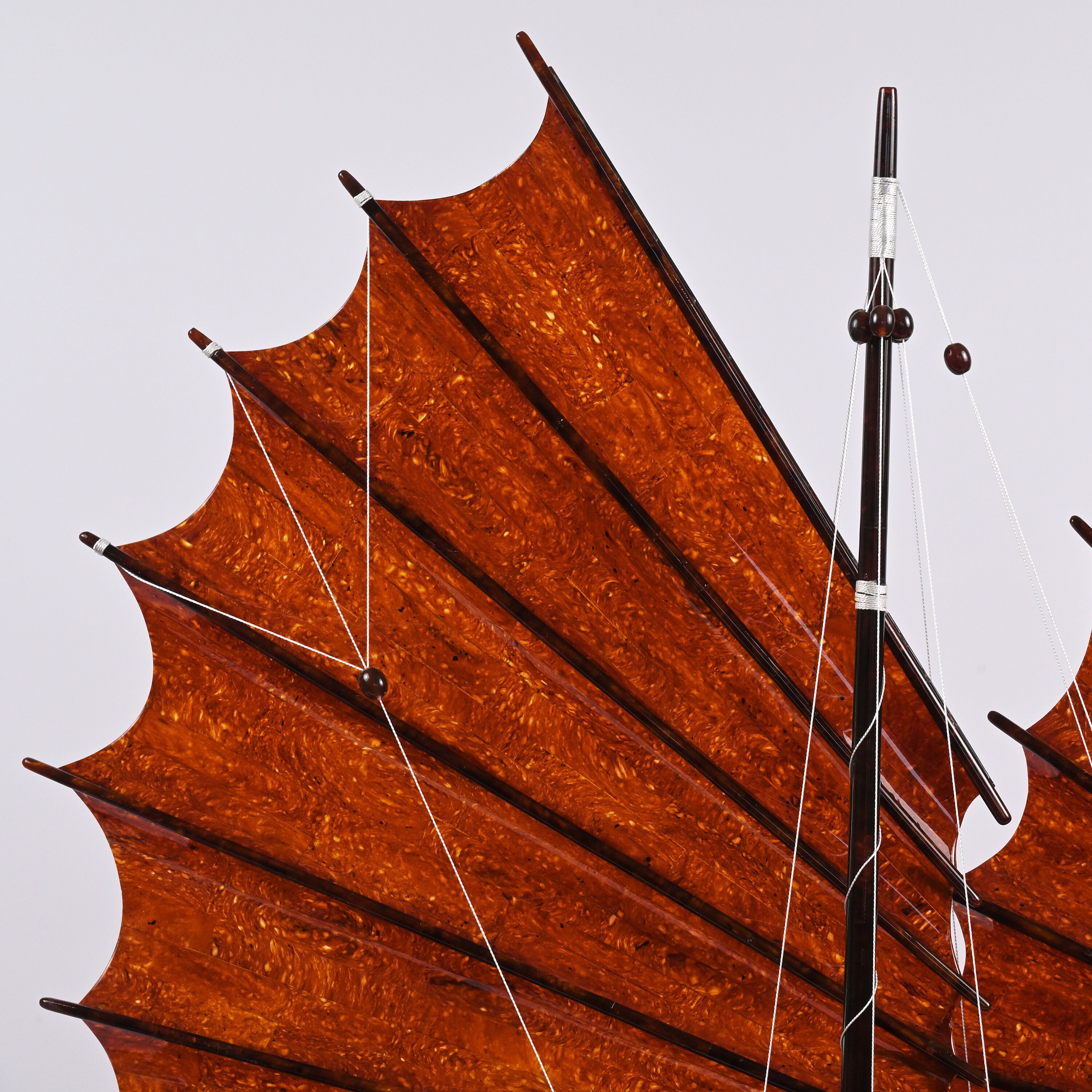 Luxury Amber Chinese Junk Model Natural Amber Ship Decoration Amber ...