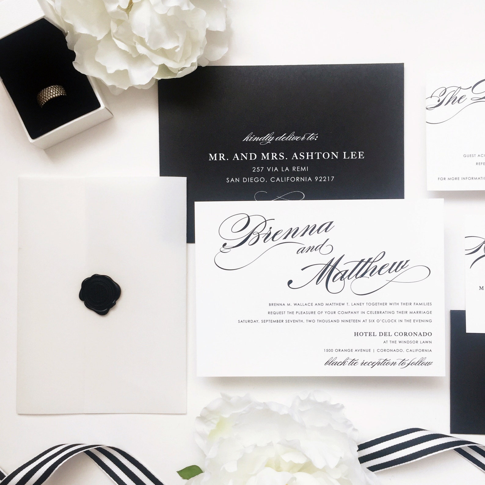 Modern Classic Wedding Invitations. Simple Wedding | Etsy