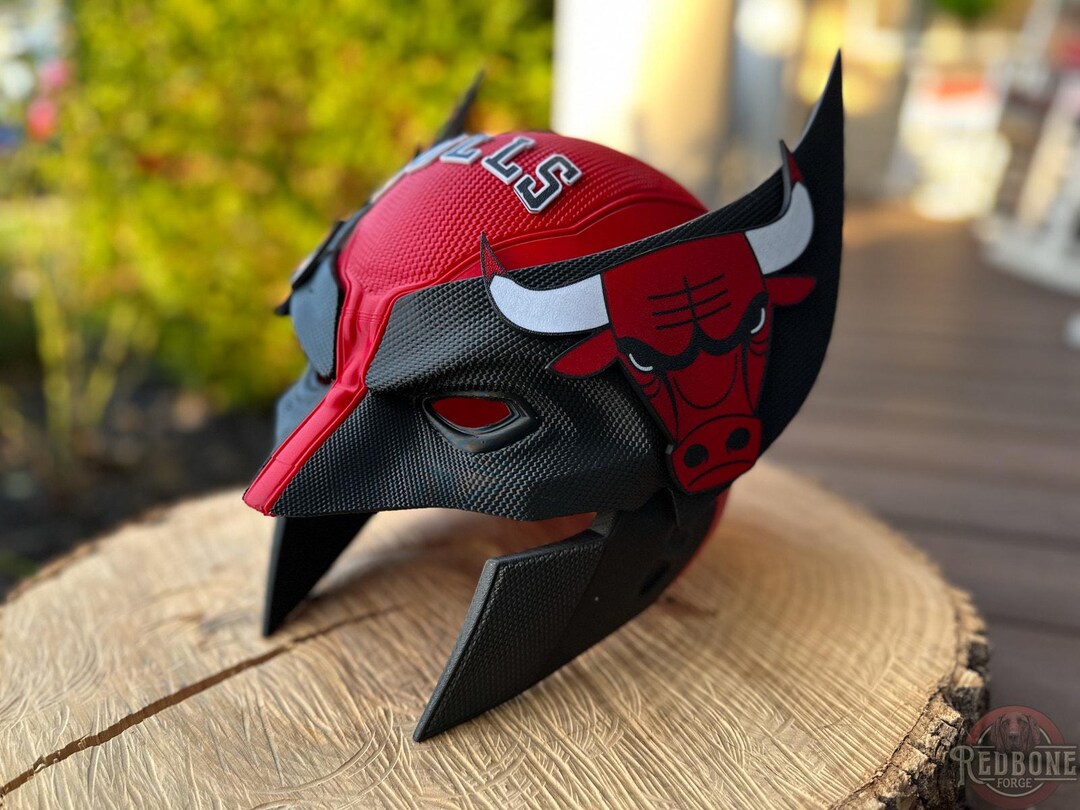 The Ultimate Chicago Bulls Fan Wolverine Helmet for Man Cave, Game Day ...