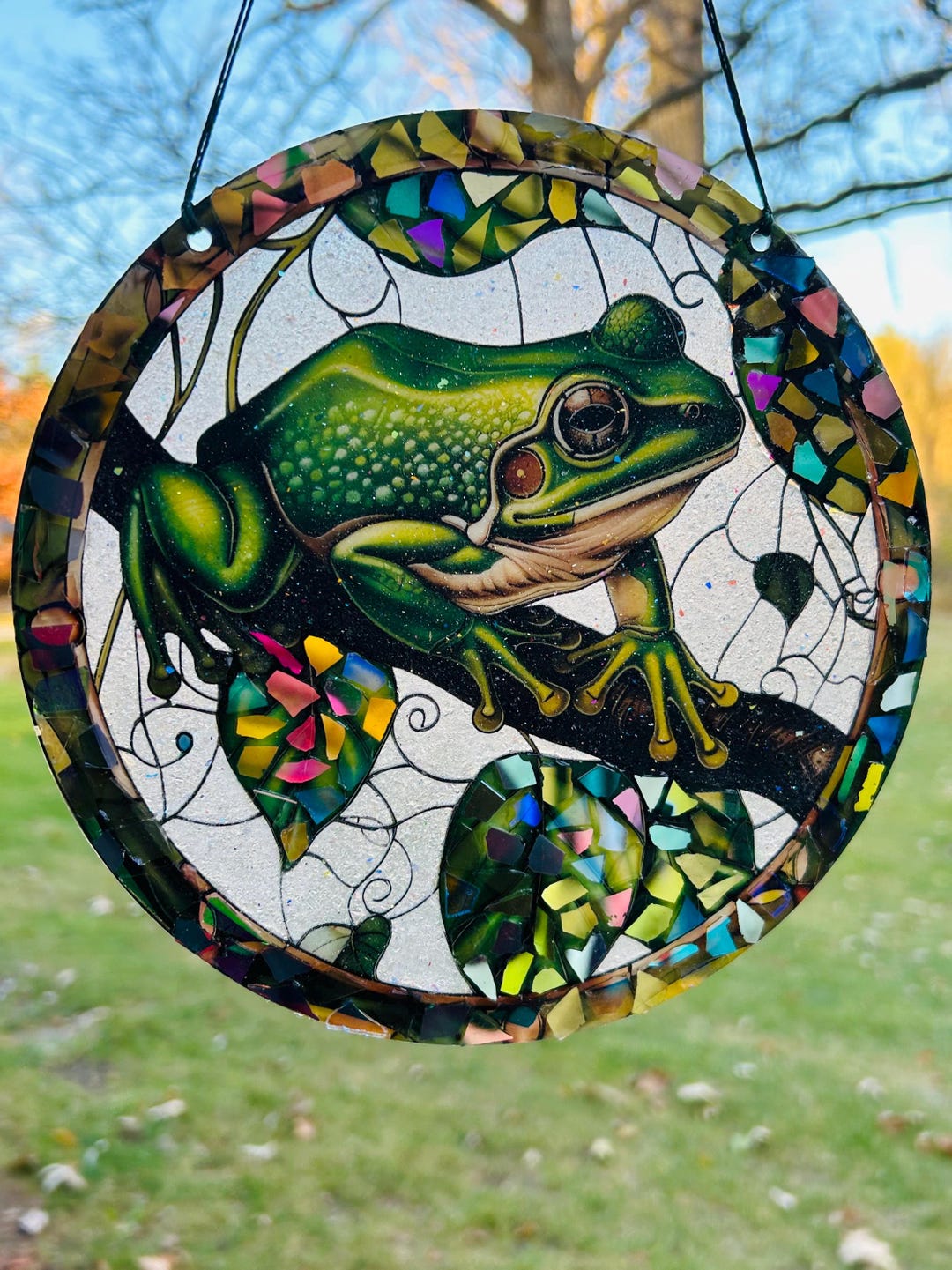 Frog Suncatcher .. Blingthingzbylori .. Tree Frog .. Frog Items ...