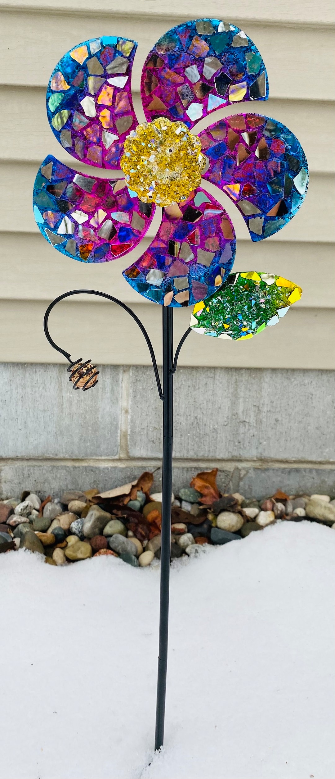Pinwheel.. Flower Pinwheel .. Blingthingzbylori .. Suncatcher .. Flower ...