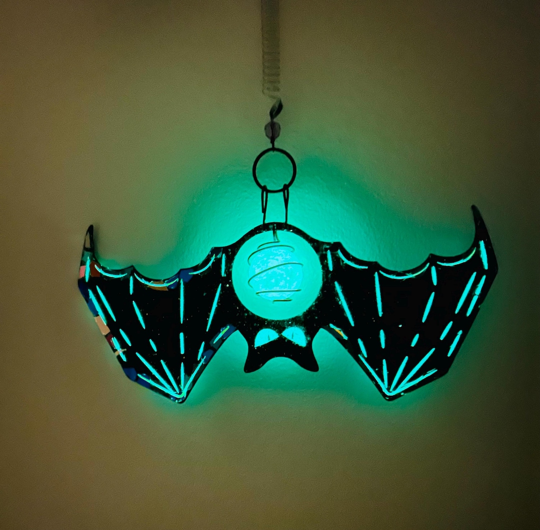 Bat.. Blingthingzbylori.. Whirligigs Wind Spinner .. Spooky Season ...