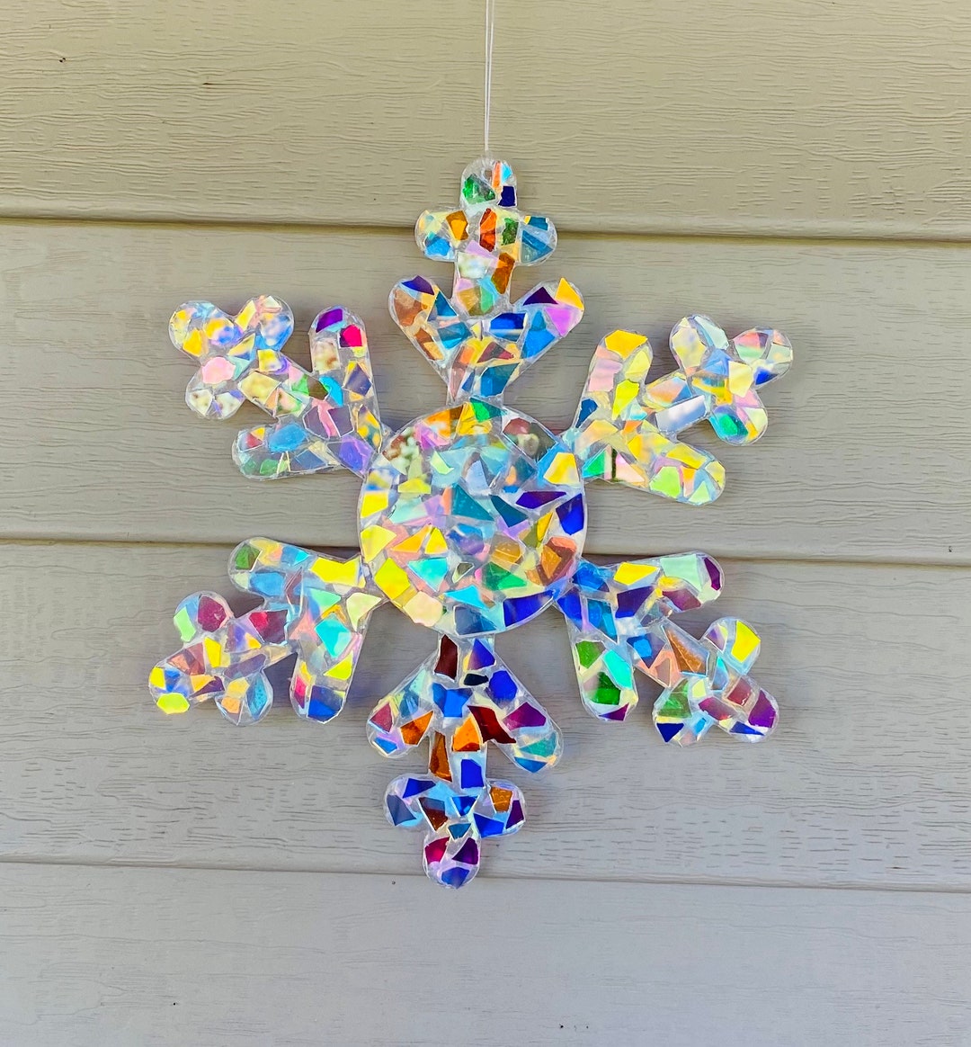 Snowflake.. Snowflake Suncatcher.. Blingthingzbylori.. Yard Art.. Snow ...
