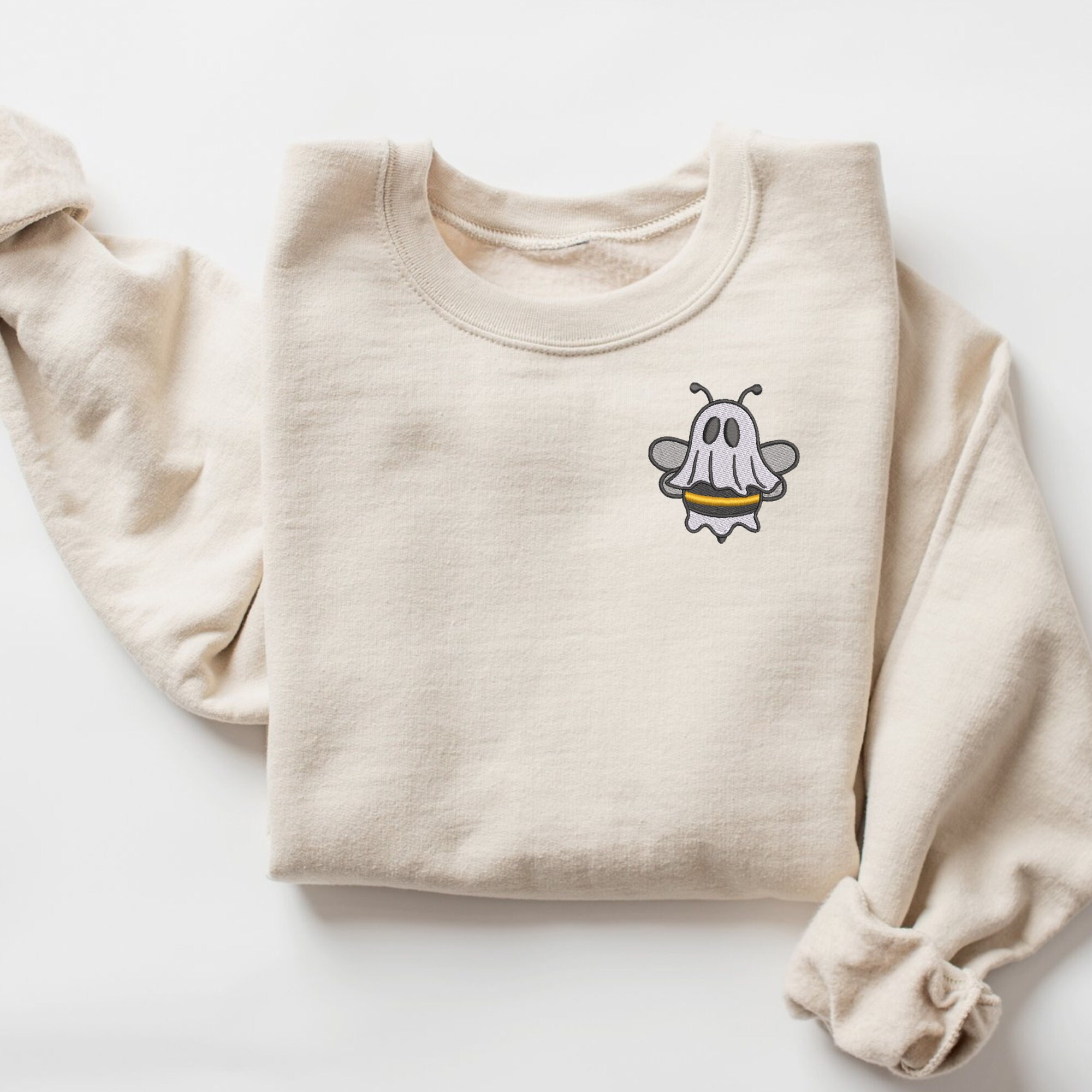 Spooky Ghost Embroidery Design, Bumblebee Ghost Embroidery File, Trendy ...