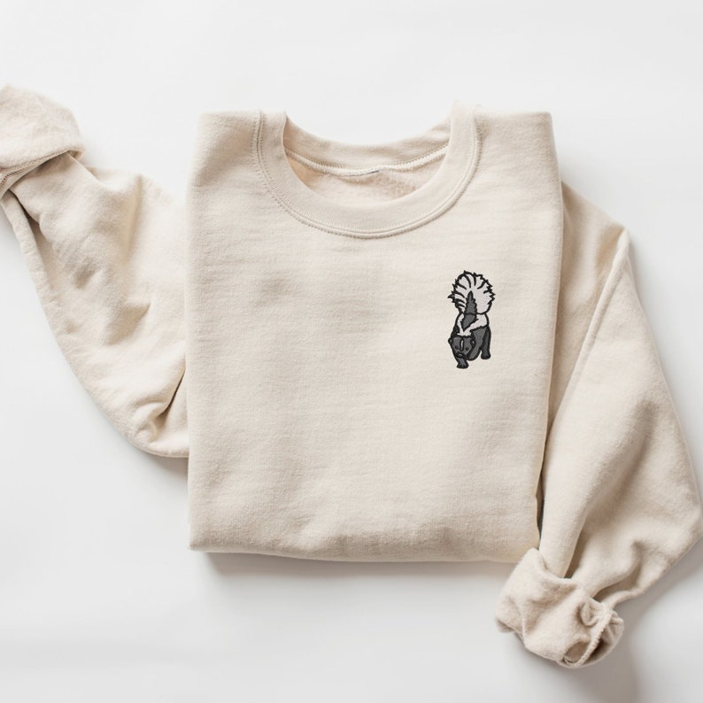 Skunk Embroidery Design, Cute Skunk Embroidery File, Multiple Formats ...