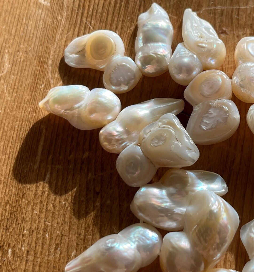Large Top Drilled "tooth" Pearls With Visible MOP - 15 Inches - Etsy