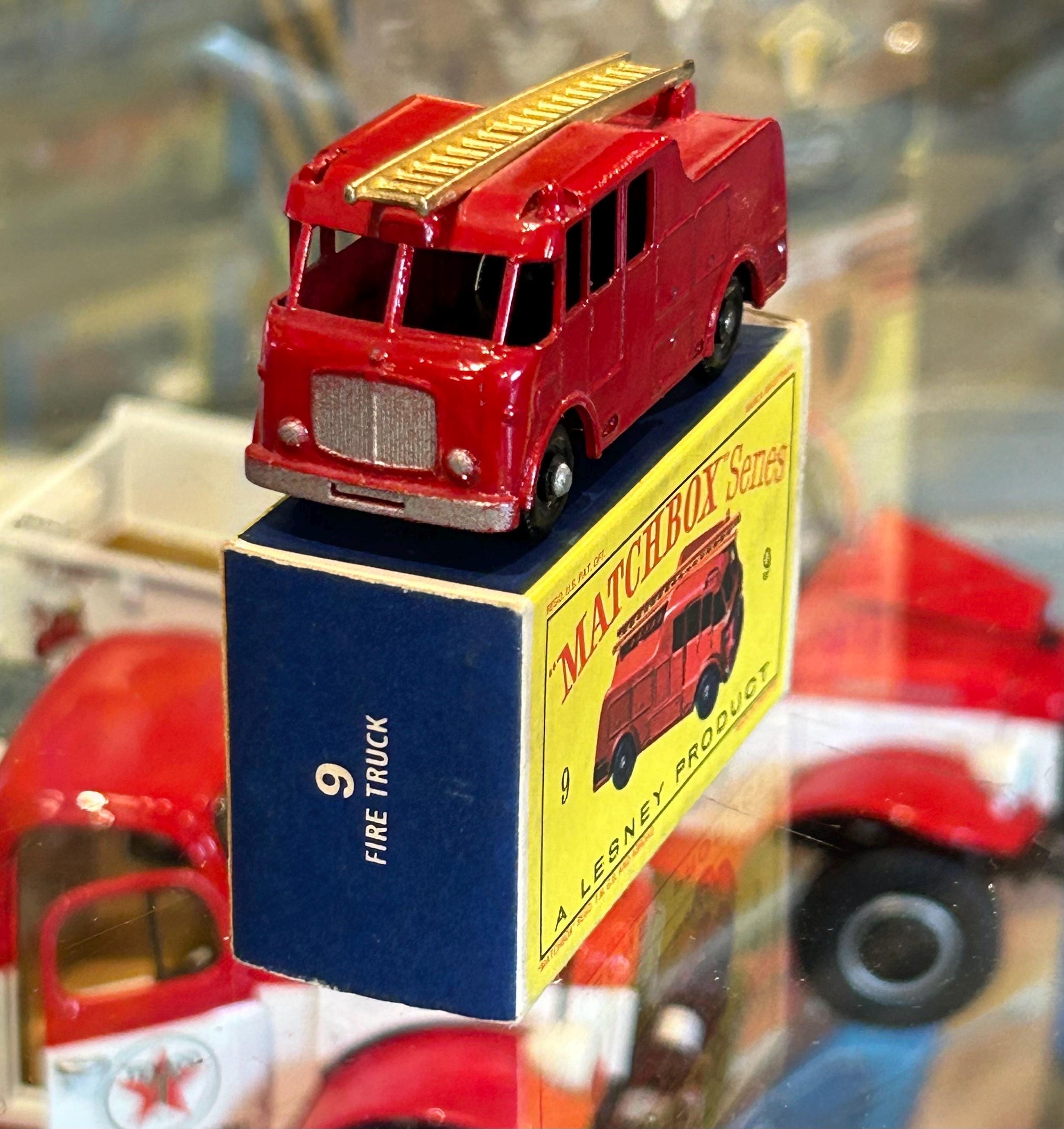Lesney Matchbox No9 Merryweather Fire Engine Truck With Original Box ...