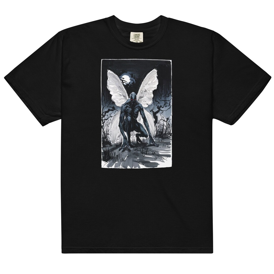 Mothman Graphic Tee Goth Aesthetic Vintage Vibes Cryptid T-shirt Dark ...