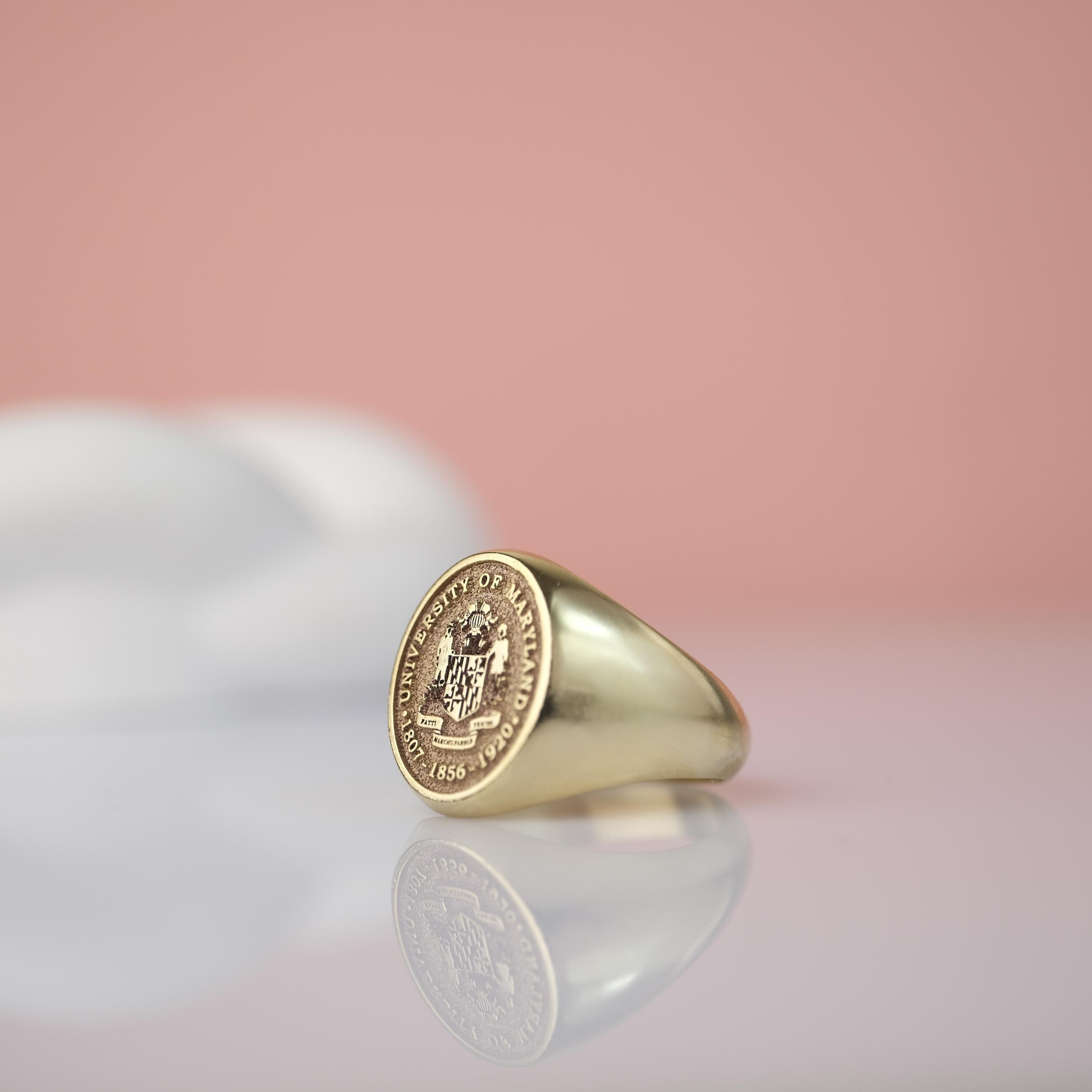 Custom Gold Signet Ring // Custom College Class Ring - Etsy