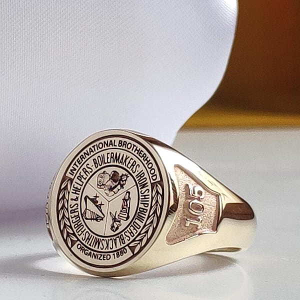 Signet Class Rings - Etsy