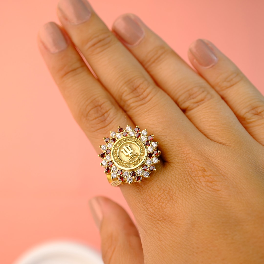 Custom Graduation Ring for Her College Class Ring With Stone - Etsy