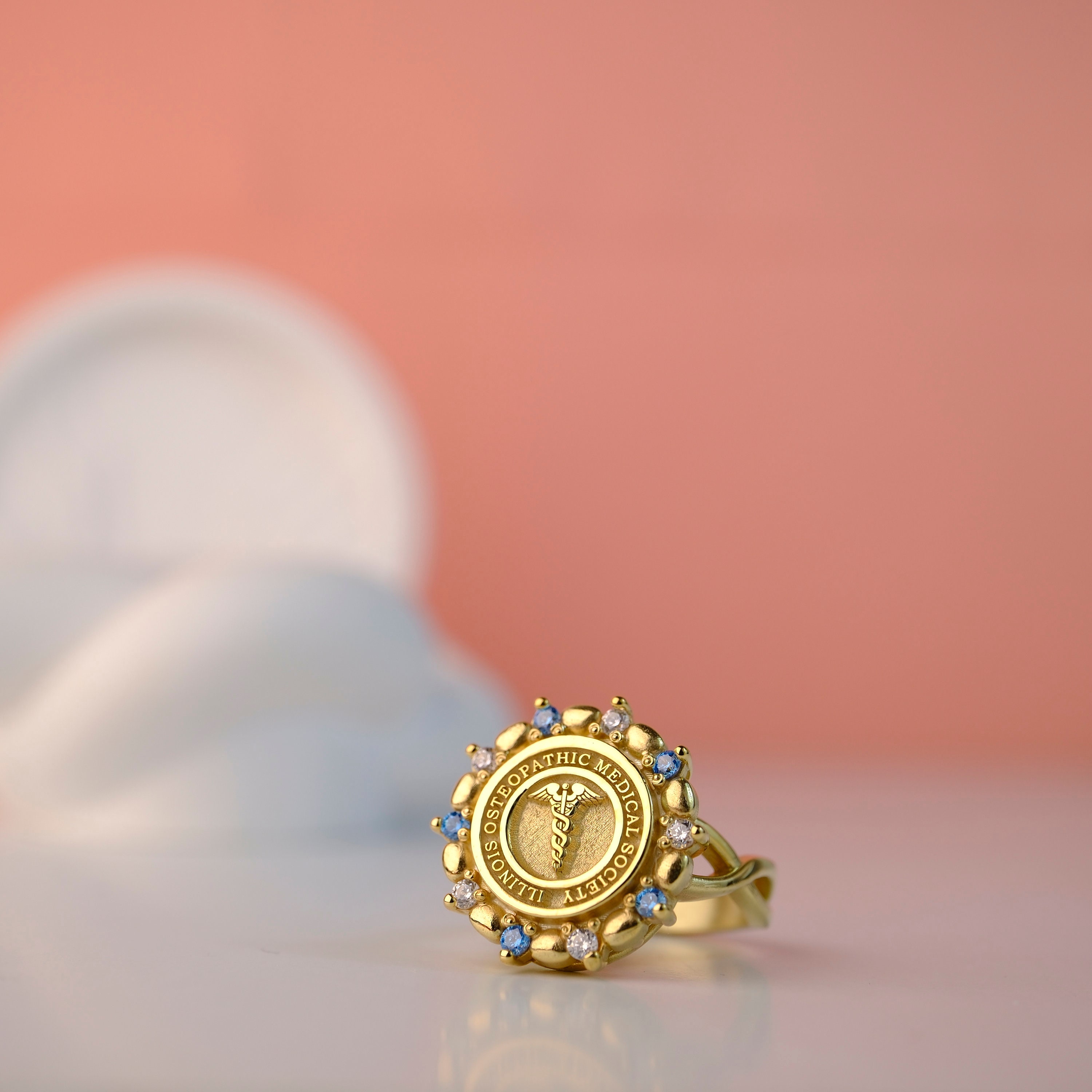 Celebrate Her Success With a Custom College Graduation Solid Gold Ring ...
