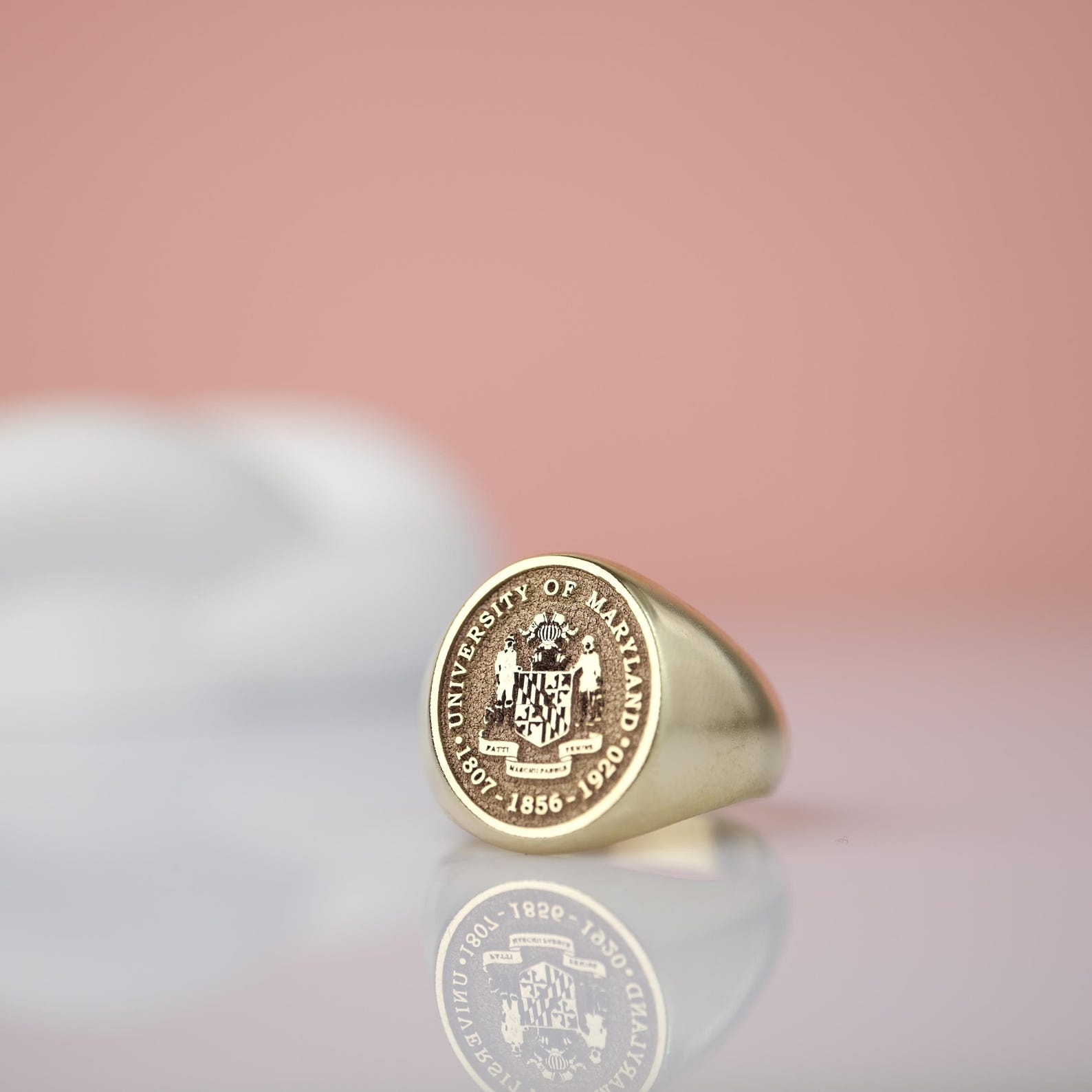 Custom Gold Signet Ring // Custom College Class Ring - Etsy