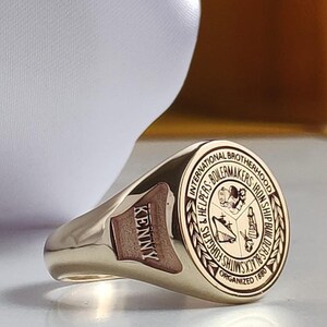 14K Gold Class Ring – Personalized Graduation Signet, Custom Engraved ...