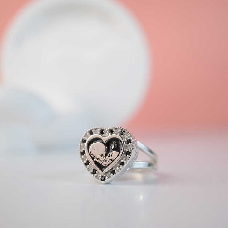 Lovers Ring - Etsy