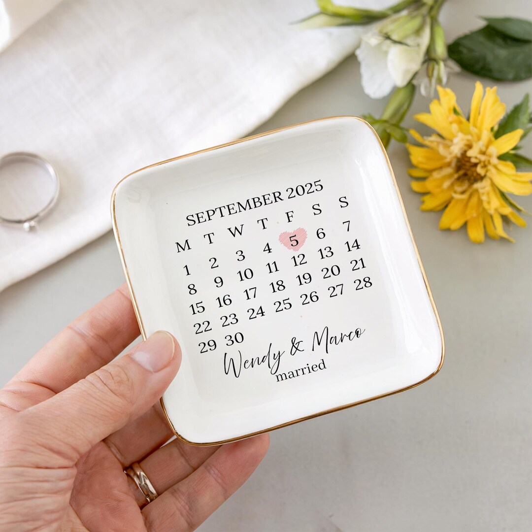 Custom Wedding Calendar Date Jewelry Dish, Wedding Ring Dish ...