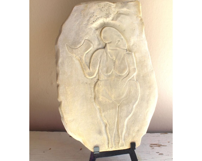 Ancient Spiritual Icon : Venus of Laussel Paleolithic Reproduction ...