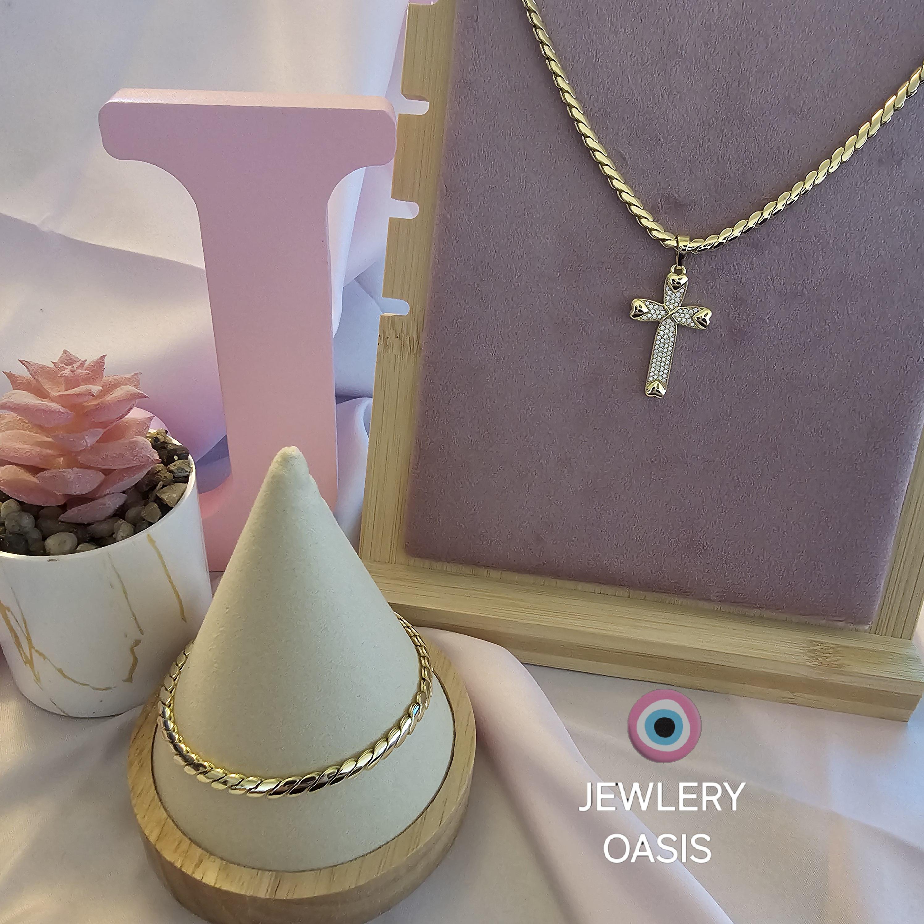 14k Oro Laminado / 14k Gold Plated . Chain Set With Pendant. - Etsy