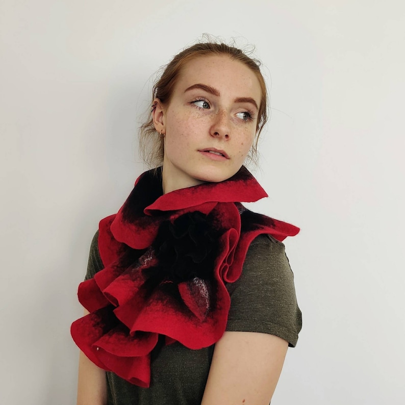 Scarf Felt - Ruffled Wavy Collar - Passion Red Color - Soft Merino Wool ...