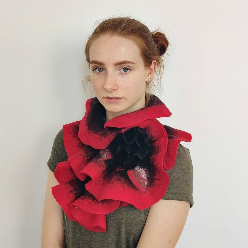 Scarf Felt - Ruffled Wavy Collar - Passion Red Color - Soft Merino Wool ...