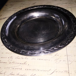 Vintage Silver Oneida Plate - Etsy