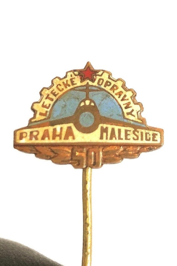 Lom Praha Logo AERO Vodochody And LOM PRAHA Signed A Contract